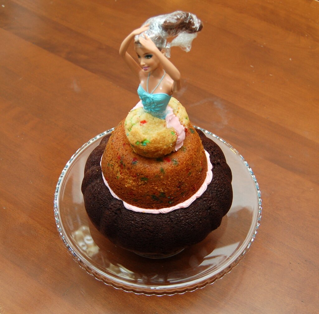 How to make a Barbie Cake – It’s easier than you think! | Easy on the Cook